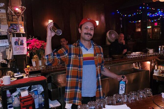 Howdy H-Town Street Art & Small Bar Tour - Key Points