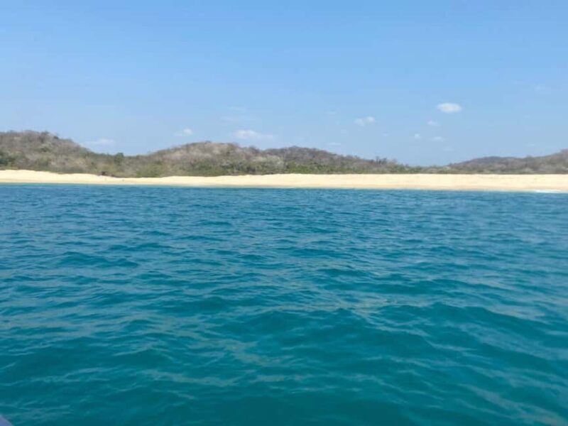 Huatulco: 7 Bays Boat Tour with Snorkeling and Lunch - FAQs
