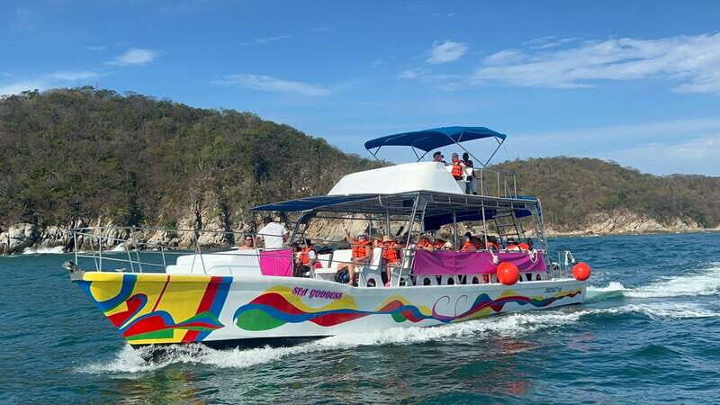 Huatulco: Bays Boat Tour with Snorkeling and Hotel Pickup - The Full Experience: What to Expect