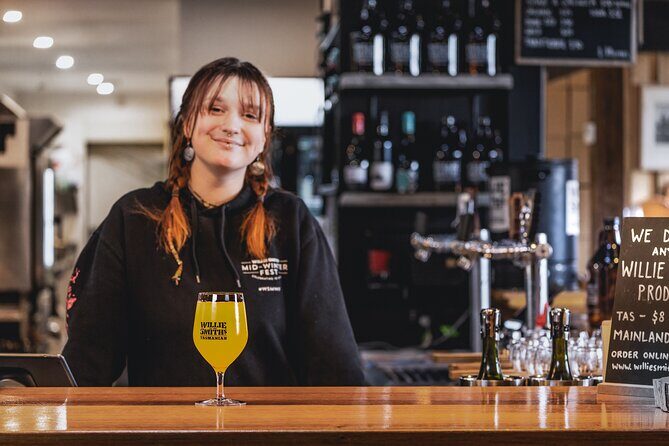 Huon Valley Private Tour - Ciders, Gins, Sheep's Cheese and Lunch - Key Points