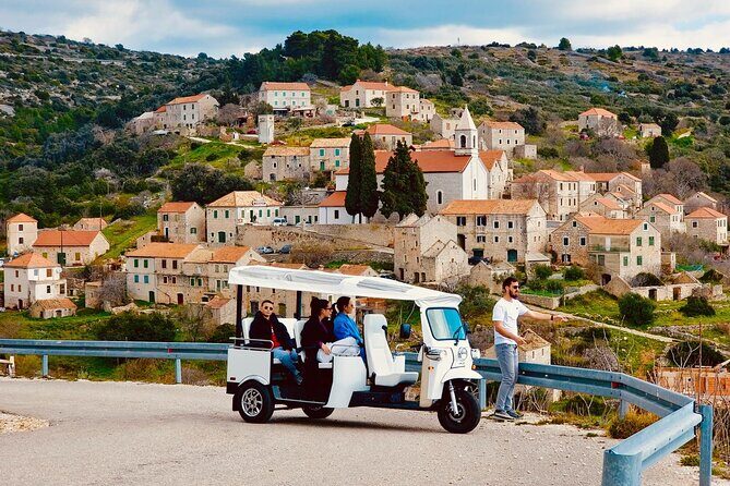 Hvar Adventure Tour: Explore with a 4-6 Seater eTuk Tuk Rickshaw! - Exploring Hvar in a Tuk Tuk: The Full Experience