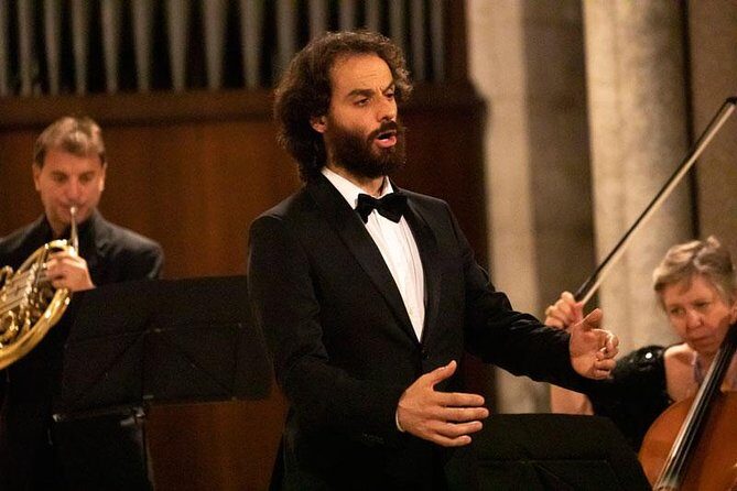 I Virtuosi dell'opera di Roma: OPERA CONCERTO - Authenticity and Cultural Significance