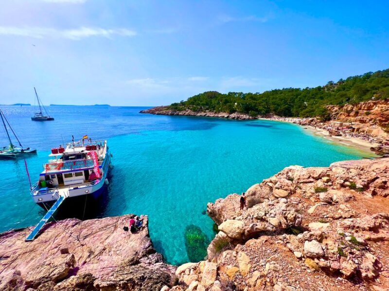 Ibiza: Cala Salada & North Cruise with Drinks & Snorkeling - Key Points