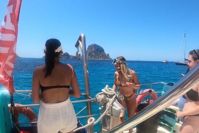 Ibiza: Es Vedrà Catamaran Cruise  Morning or Sunset - Who Is This Tour Best For?