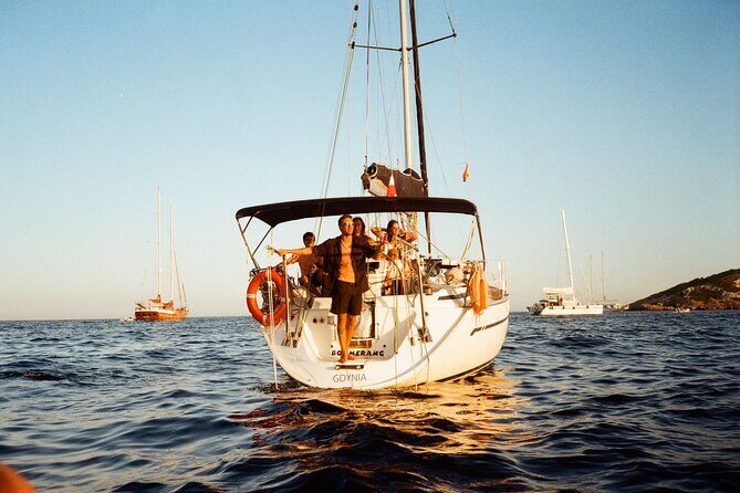 Ibiza & Formentera Private Deluxe Sailing: Full Day - Who Is This Tour Best For?