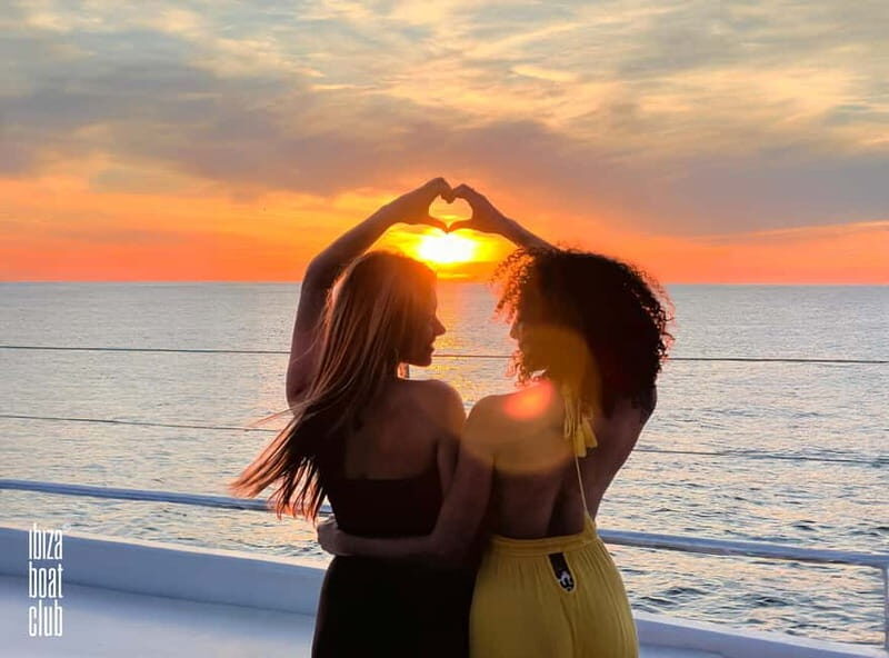 Ibiza: Formentera Sunset Boat Part with Drinks and Food - What Makes This Tour Stand Out