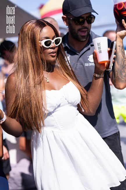 Ibiza: Half Day Pass at Ibiza Boat Club with Brunch & Drinks - What Reviewers Say