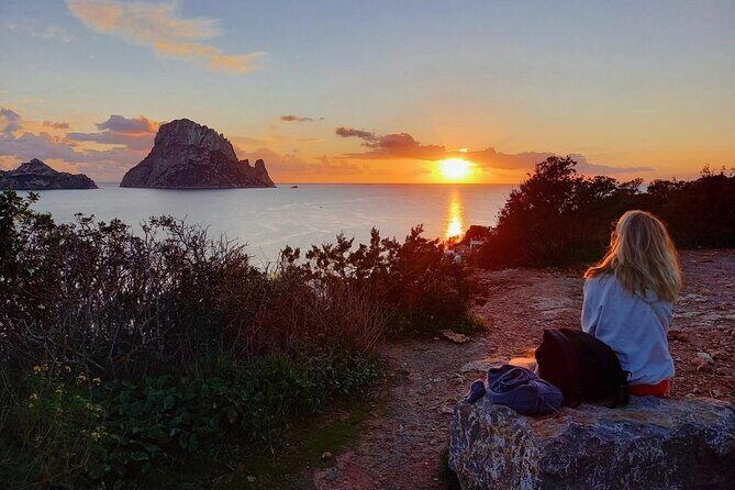 Ibiza half-day tour: Iconic photo spots with transportation - Exploring the Itinerary in Detail