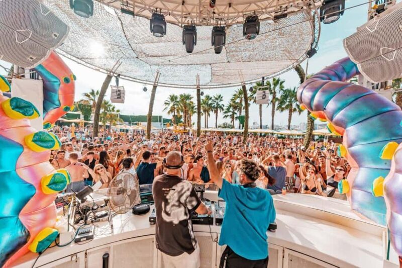 Ibiza Sunset Boat Party with 3hrs Open Bar + 3 Club Entries - Key Points