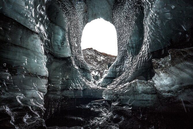 Ice Cave Katla Private Super Jeep Tour from Vík - Authentic Experiences and Insights from Reviews