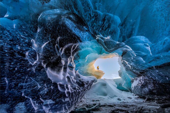 Ice Cave Tour in the National Park of Vatnajökull - What to Expect from the Ice Cave Tour