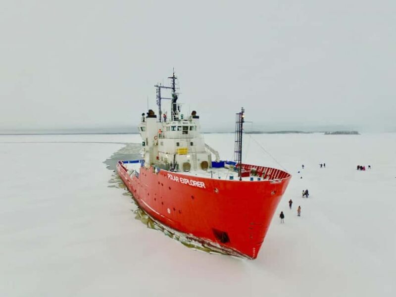 Icebreaker Cruise 2 h - Onboard Experience and Viewing