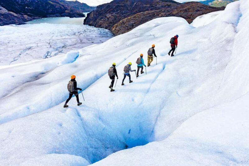 Iceland: Vatnajokull Glacier Hike and Ice Cave Tour - What Past Travelers Say
