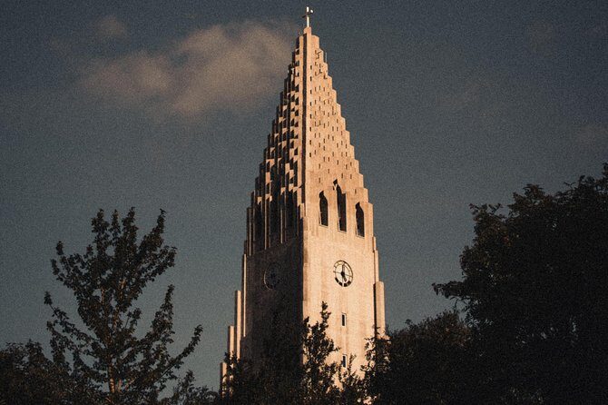 Iceland's Christmas Myths and Traditions - Reykjavík walking tour - Exploring Reykjavik’s Christmas Spirit