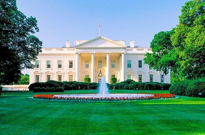 Iconic Film and Movie Locations Half Day Tour in Washington D.C. - FAQ