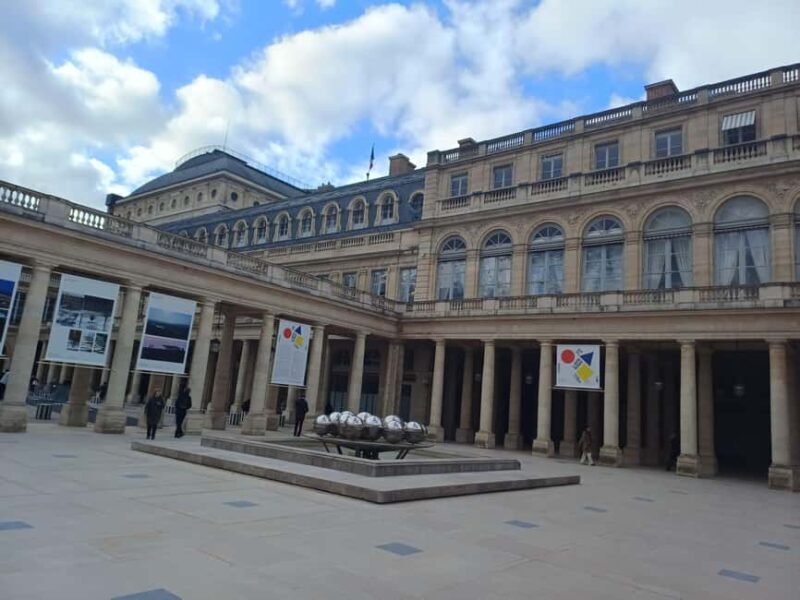 Iconic Paris Pastry & Dessert Tour in Opéra Sentier - Key Points