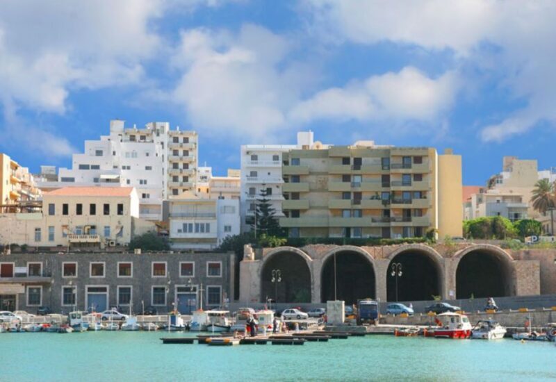Ierapetra: Knossos Palace and Heraklion Guided City Tour - Logistics and Practicalities