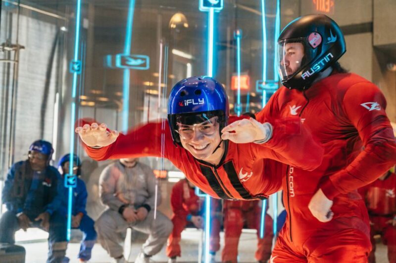iFLY Dallas First Time Flyer Experience - How the Wind Tunnel Feels