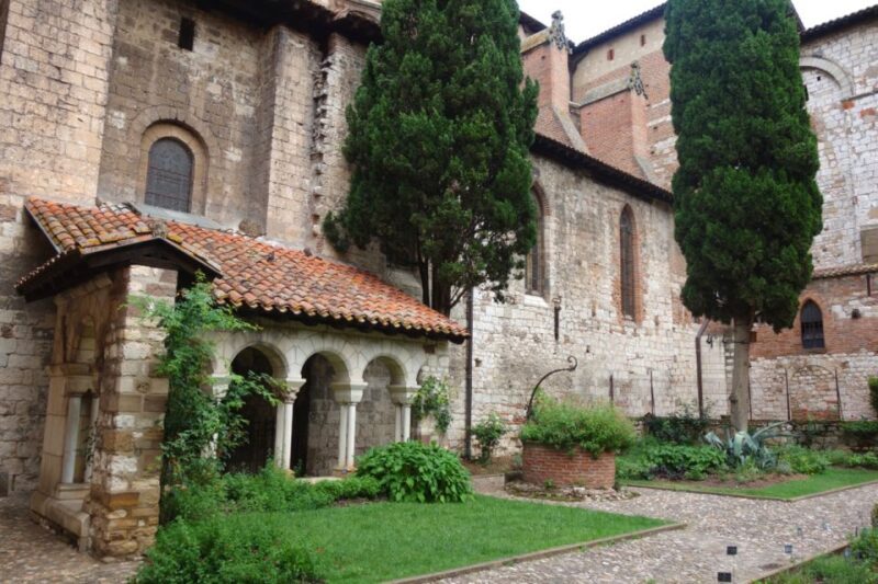 Immerse yourself in the time of the cathedrals in Albi - A Closer Look at the Tour Itinerary and Experience