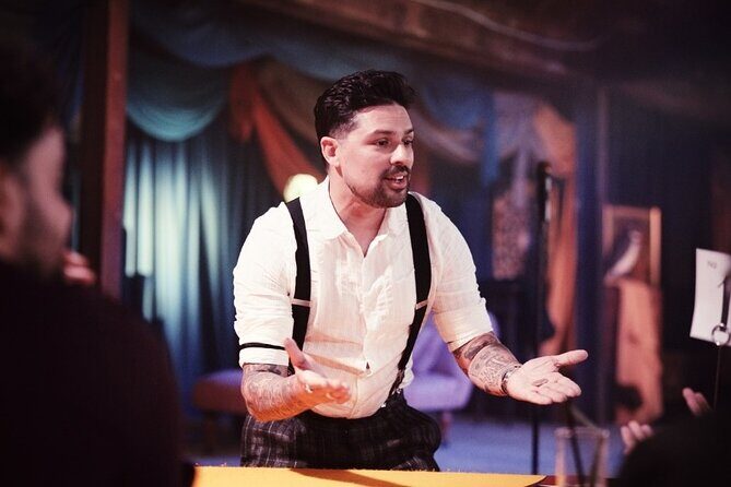 Immersive Magic Experience with Craft Cocktails in London - Audience Engagement & Atmosphere