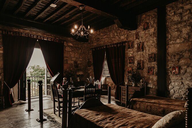 Immersive visit to the Velarde Palace Museum - Key Points