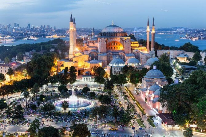 Imperial Istanbul Half-Day Tour: Hagia Sophia and Grand Bazaar - Key Points