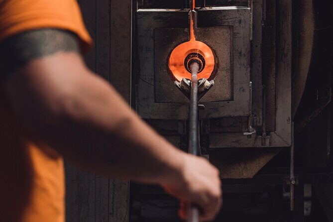 In-depth Guided Tour in a Real Murano Glass Factory - What to Expect from the Itinerary
