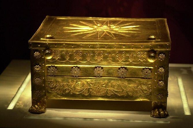 In the footsteps of Alexander the Great - Macedonian kingdom - 8 hrs - Exploring Macedonia’s Ancient Heart: Pella and Vergina