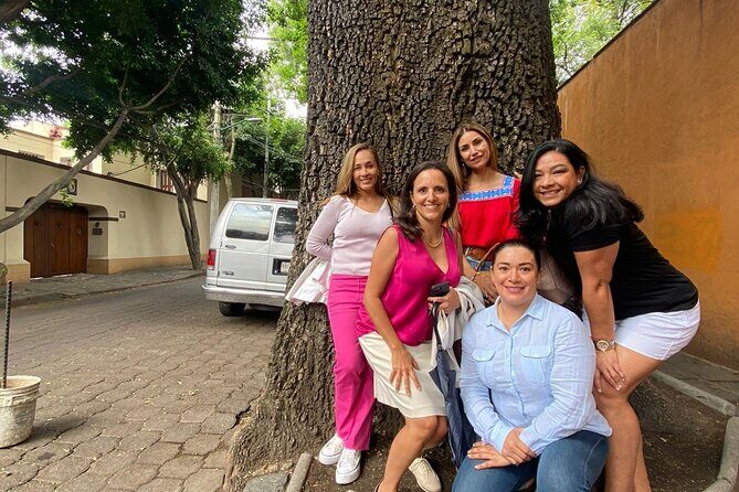 In the Footsteps of Frida Kahlo and Diego: Coyoacan and San Angel - San Ángel: The Colonial Charm