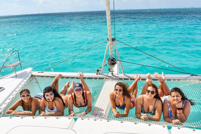Incredible Party in Catamaran + Open Bar - Only Adults! - FAQ