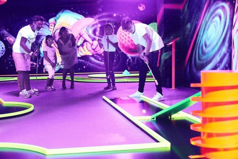 Innsbruck: 3D Mini Golf with Dazzling Light Effects - An Inside Look at Innsbruck’s 3D Mini Golf