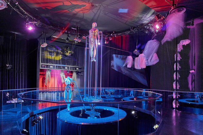 Innsbruck and Swarovski Crystal Worlds Private Tour from Salzburg - Exploring the Innsbruck and Swarovski Crystal Worlds Private Tour from Salzburg