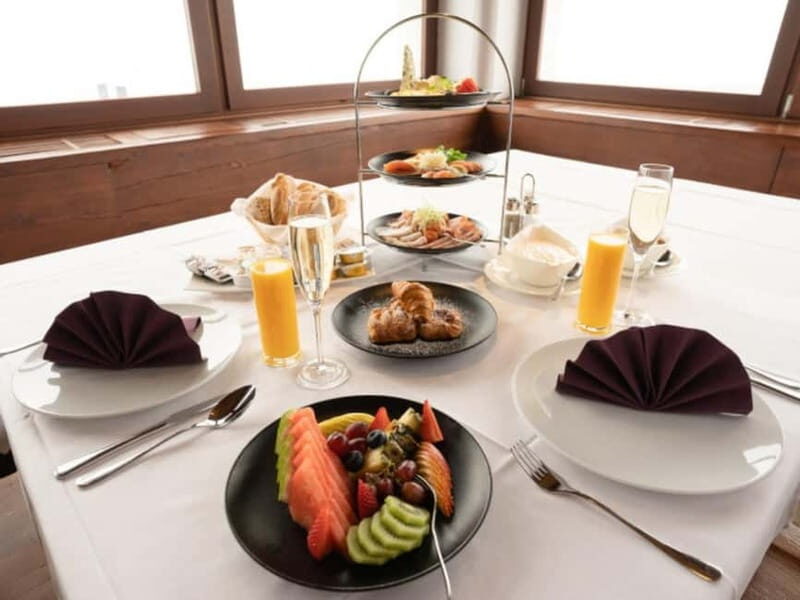 Innsbruck: Breakfast with Prosecco and Panoramic Views - What to Expect at the Seegrube Breakfast Experience