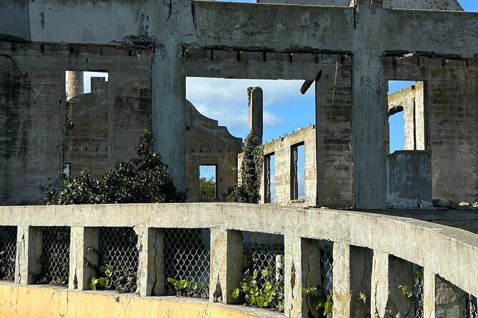 Inside Alcatraz Ticket with a San Francisco E-Bike Rental - Exploring Alcatraz Island: A Fascinating Dive into History