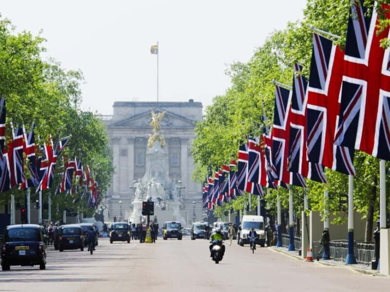 Inside Buckingham Palace & See The Westminster Sights Tour - Frequently Asked Questions