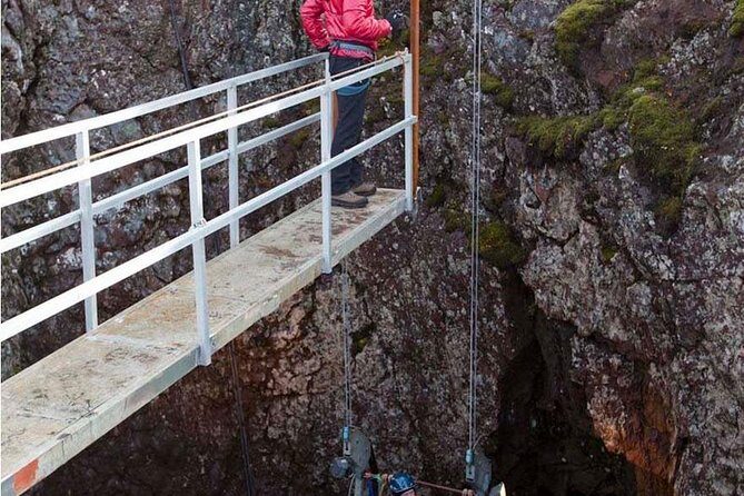 Inside the Volcano: Small-Group Tour and Lava Field Hike - Why You Should Consider This Tour