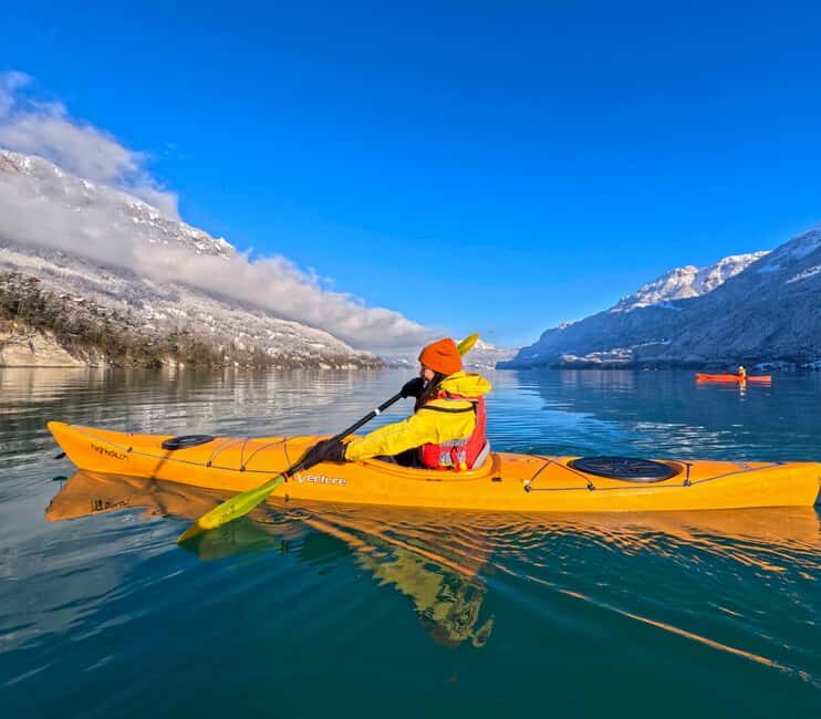 Interlaken: Small-Group Winter Kayak Tour on Lake Brienz - A Unique Way to Experience Switzerlands Alpine Beauty  