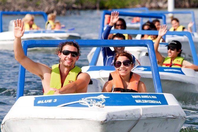 Intrepid SpeedBoat Tour in Cancun with an amazing Snorkel Experience. - Key Points