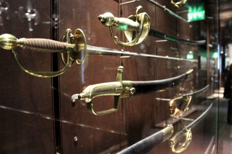 Invalides Dome Napoleon's Tomb - Guided Tour up to 8 guests - Key Points