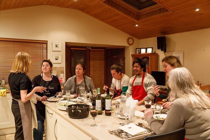 Irish Craic & Cuisine: Cooking Class & Dinner in Central Dublin - Why We Think This Tour Excels
