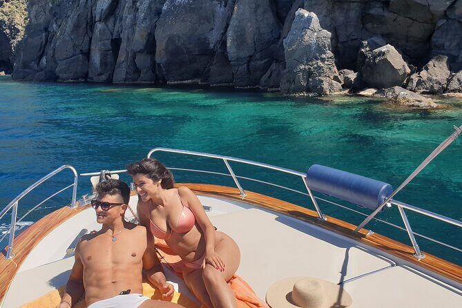 Ischia island private excursion on Gozzo Fratelli Aprea 7,5m - Who Would Enjoy This Tour Most?
