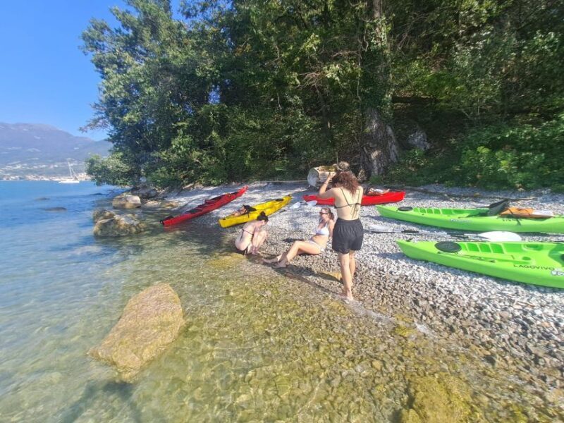Iseo Lake: rental of kayaks in Pilzone di Iseo - An Inviting Introduction to Iseo Lake Kayaking