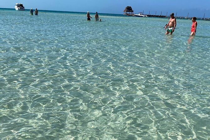 Isla Mujeres Basic Tour in Catamaran with Snorkel and Open Bar - Getting to Know the Tour: A Complete Breakdown