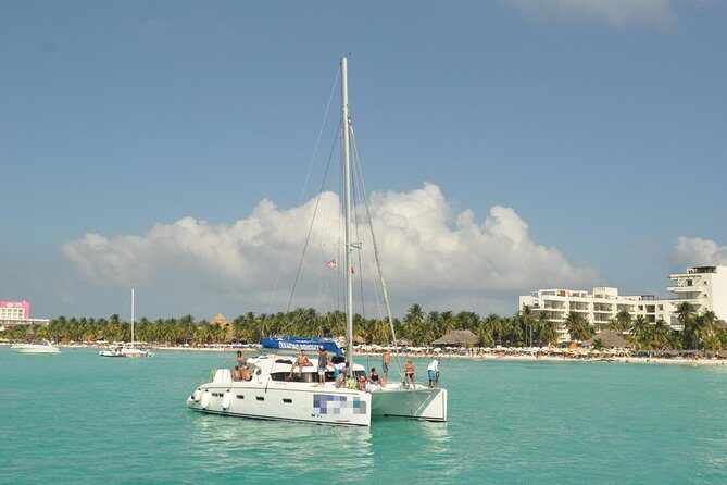 Isla Mujeres Catamaran Luxury Sailing Experience - An In-Depth Look at the Tour