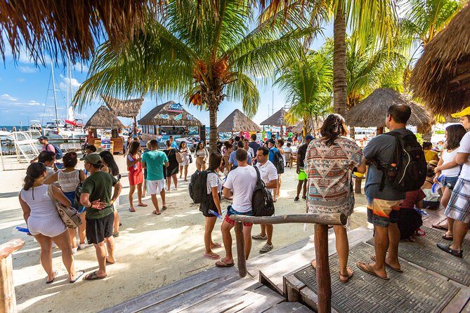 Isla Mujeres Catamaran, Open Bar & Optional Buffet and pick up - Is This Tour for You?