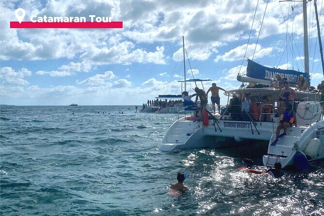 Isla Mujeres Catamaran + Snorkel + Open Bar on board + Buffet - FAQs