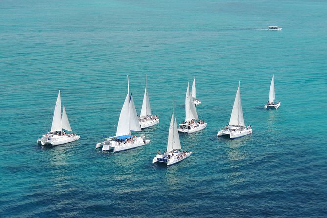 Isla Mujeres, Catamaran tour in one day for one price - The Pros and Cons