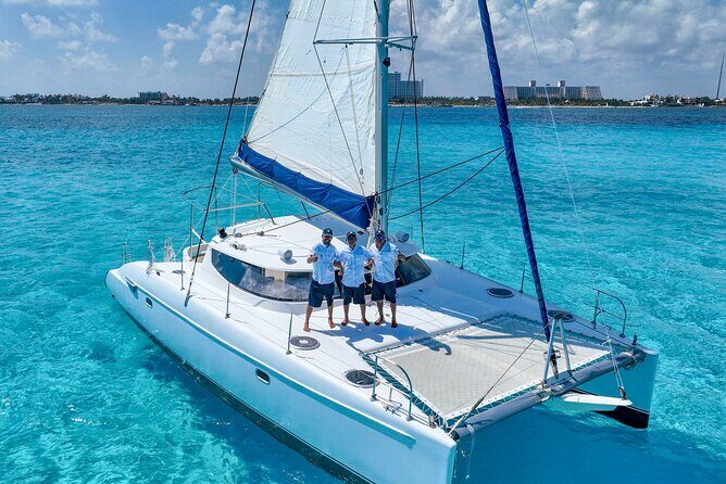 Isla Mujeres Catamaran Tour with Optional Pick-Up & Beach Club - Discover the Best of Isla Mujeres with the Catamaran Tour
