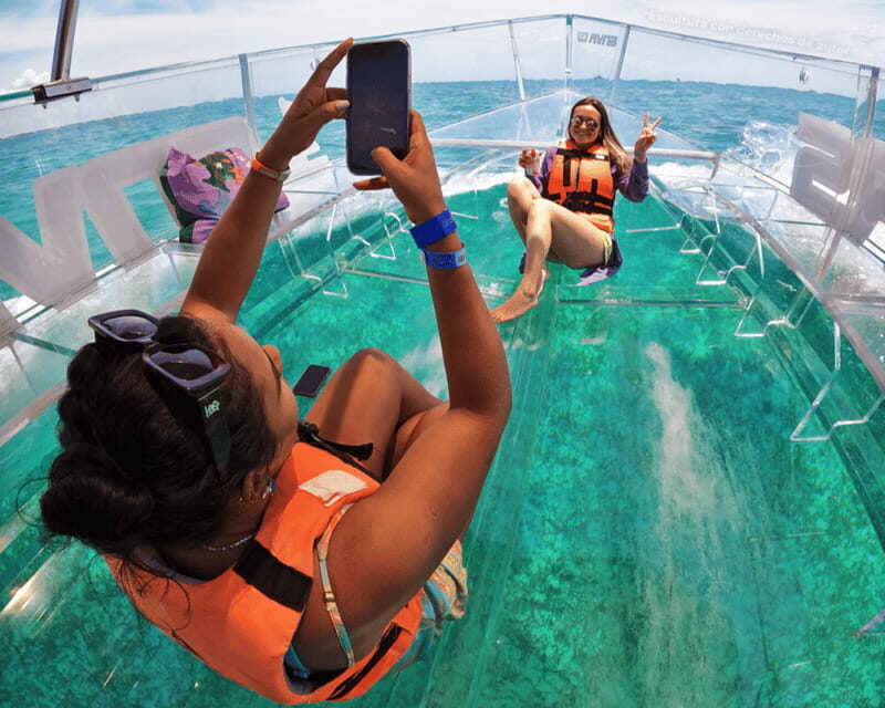 Isla Mujeres: Clear Boat Ride - The Coastal Cruise: Scenic Highlights