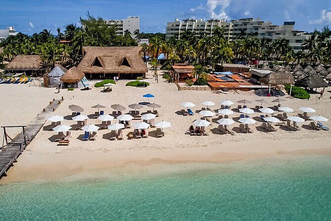 Isla Mujeres luxury catamaran with premium open bar and lunch - FAQ